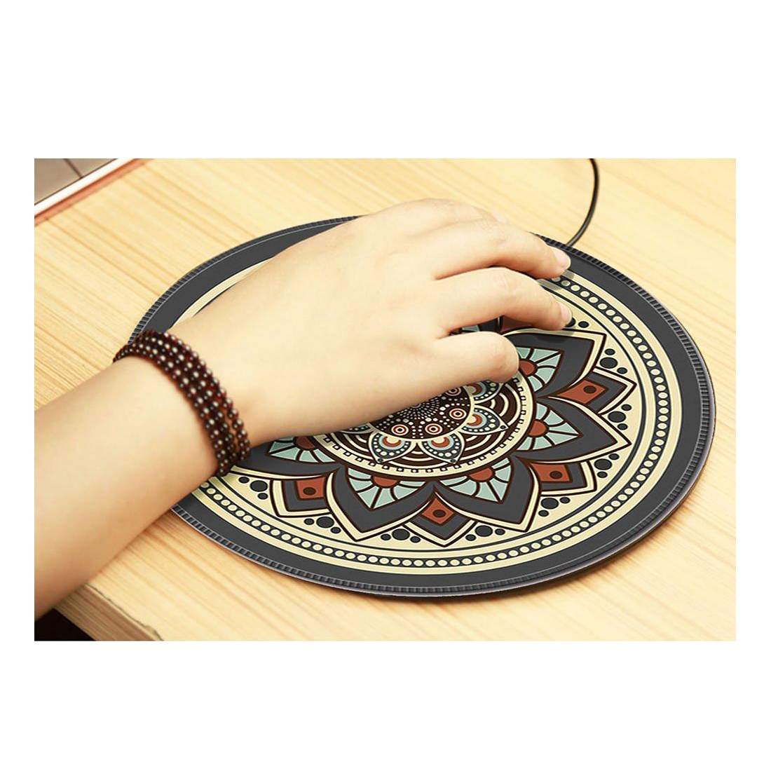 Round mouse mat with bohemian pattern