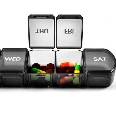 Dosing box for 1 week medication with large compartments
