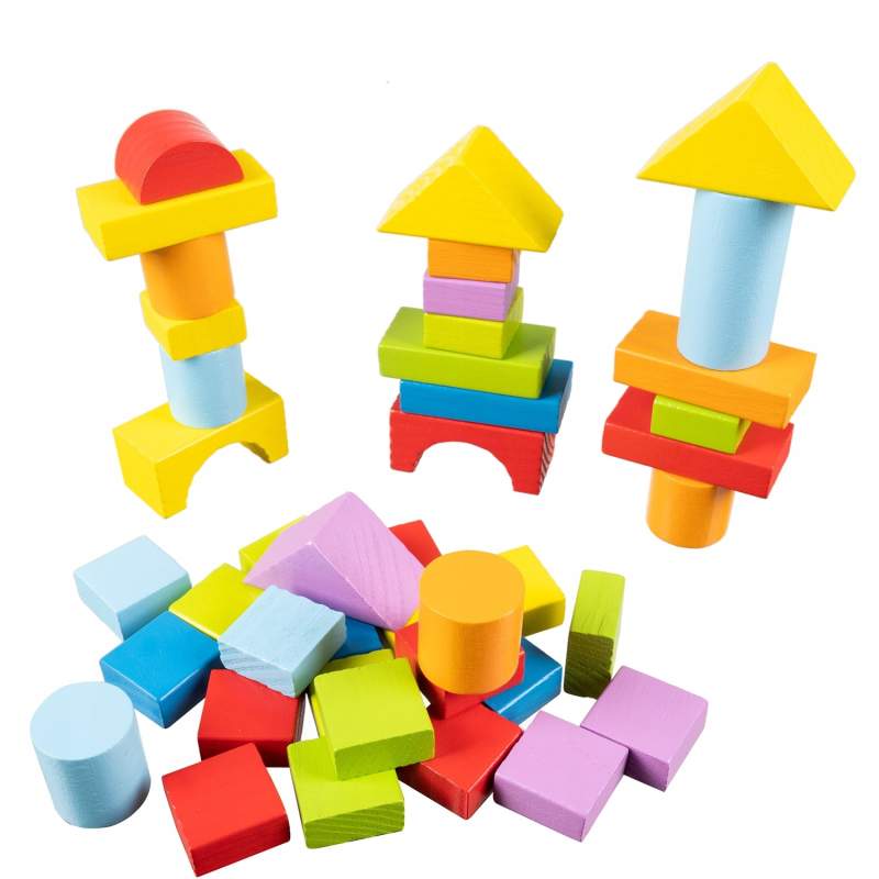 100 Wooden blocks in bucket with sorting lid