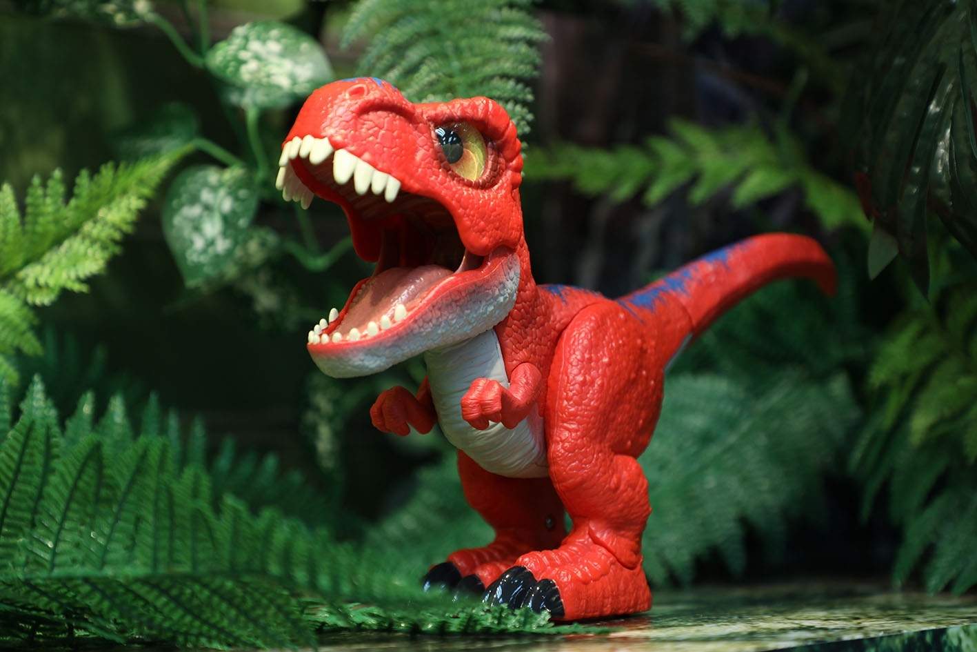 Dinos Unleashed T-Rex Jr