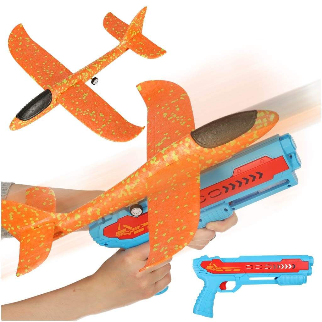 High acceleration airplane starter for kids