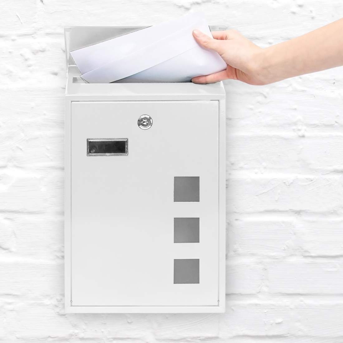 Mailbox with 3 square viewing windows