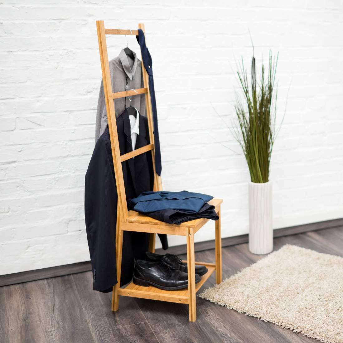 Clothes hanger chair bamboo