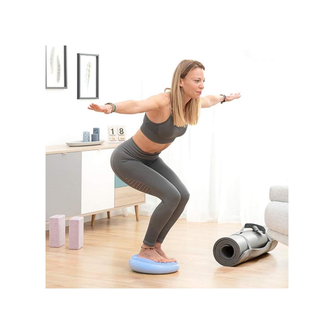Inflatable Balance Pillow with Pump | eStore