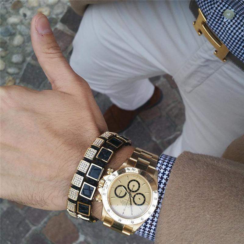 Rannekoru Neliölaatoilla - Kulta