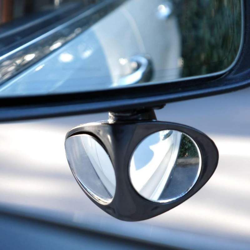 Extra Rear View Mirror for the Blind Spot