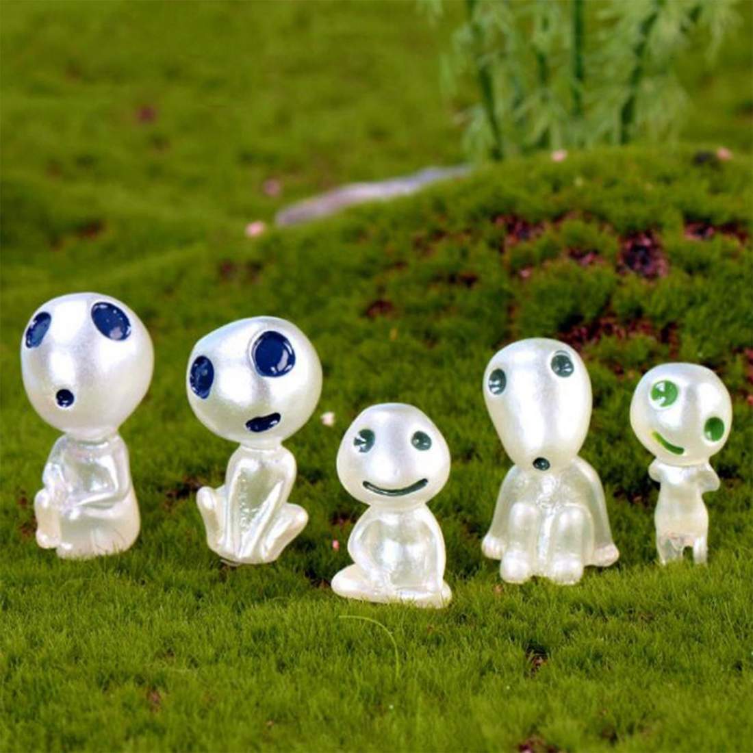 5x Glow-in-the-dark Minifigures - Kodama | eStore