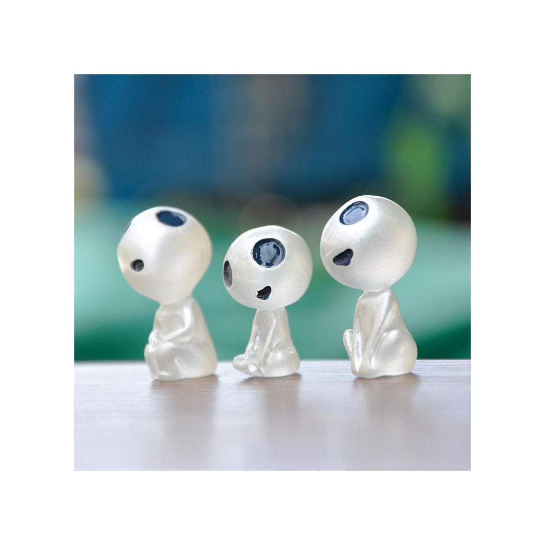 5x Glow-in-the-dark Minifigures - Kodama | eStore