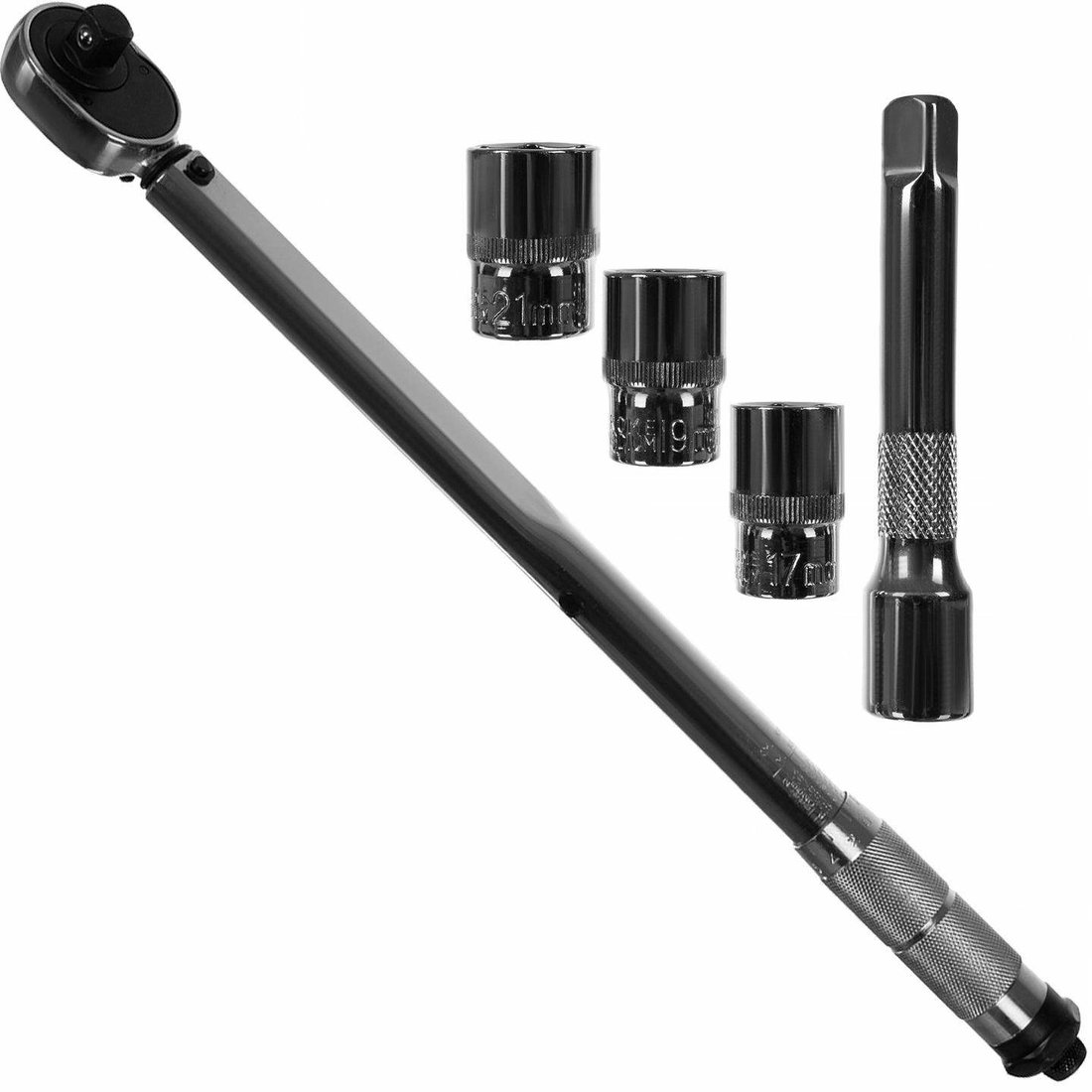 Set with torque wrench, extension arm and sockets