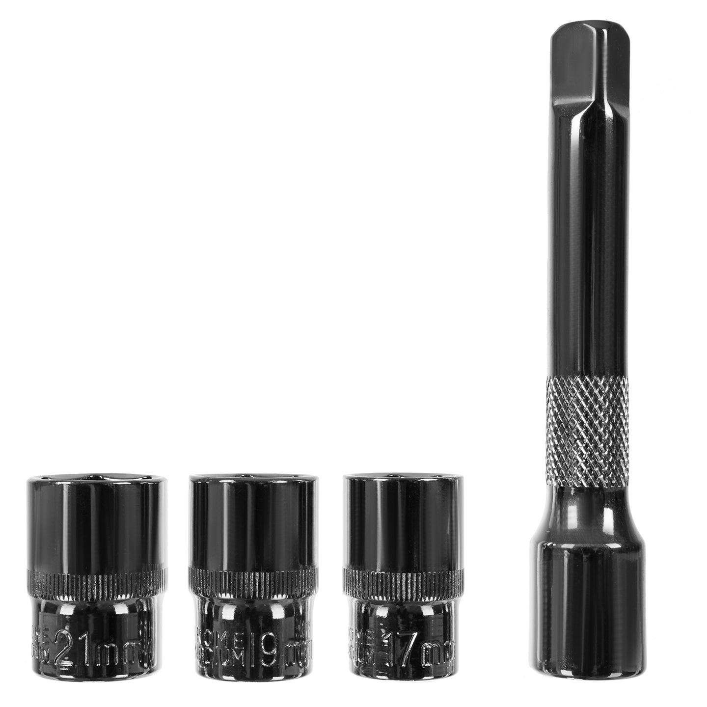 Set with torque wrench, extension arm and sockets